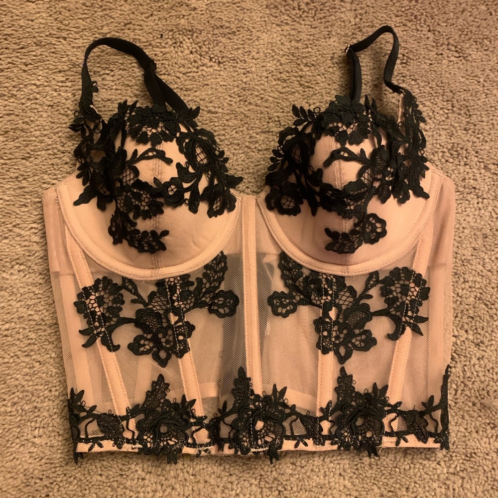 Vs Lace Corset - Gem